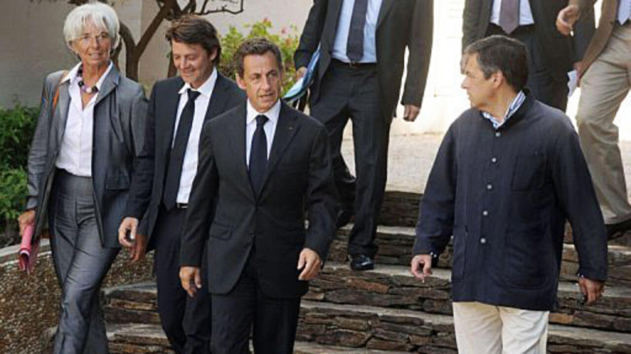 Sarkozy faces dissent as govt ends summer recess - France 24