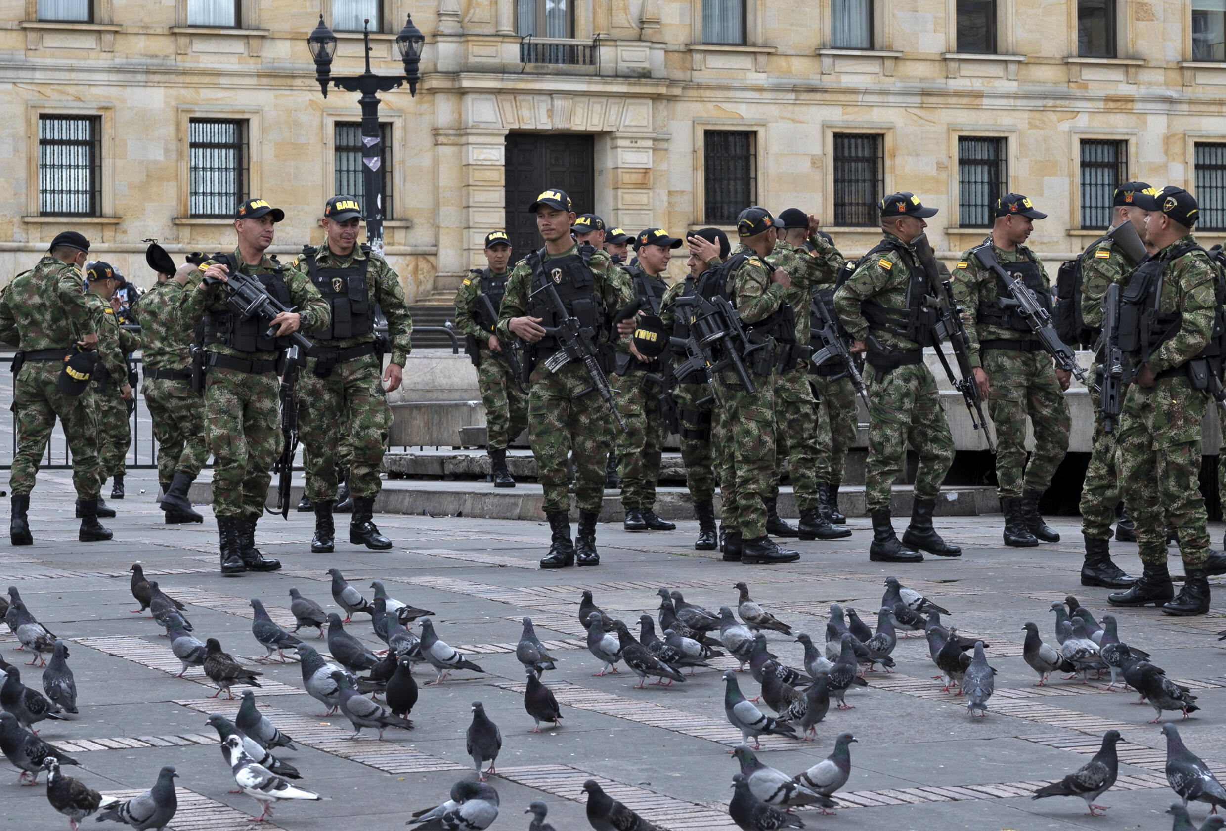 Ex-mayor eyes historic leftist conquest of Colombian presidency