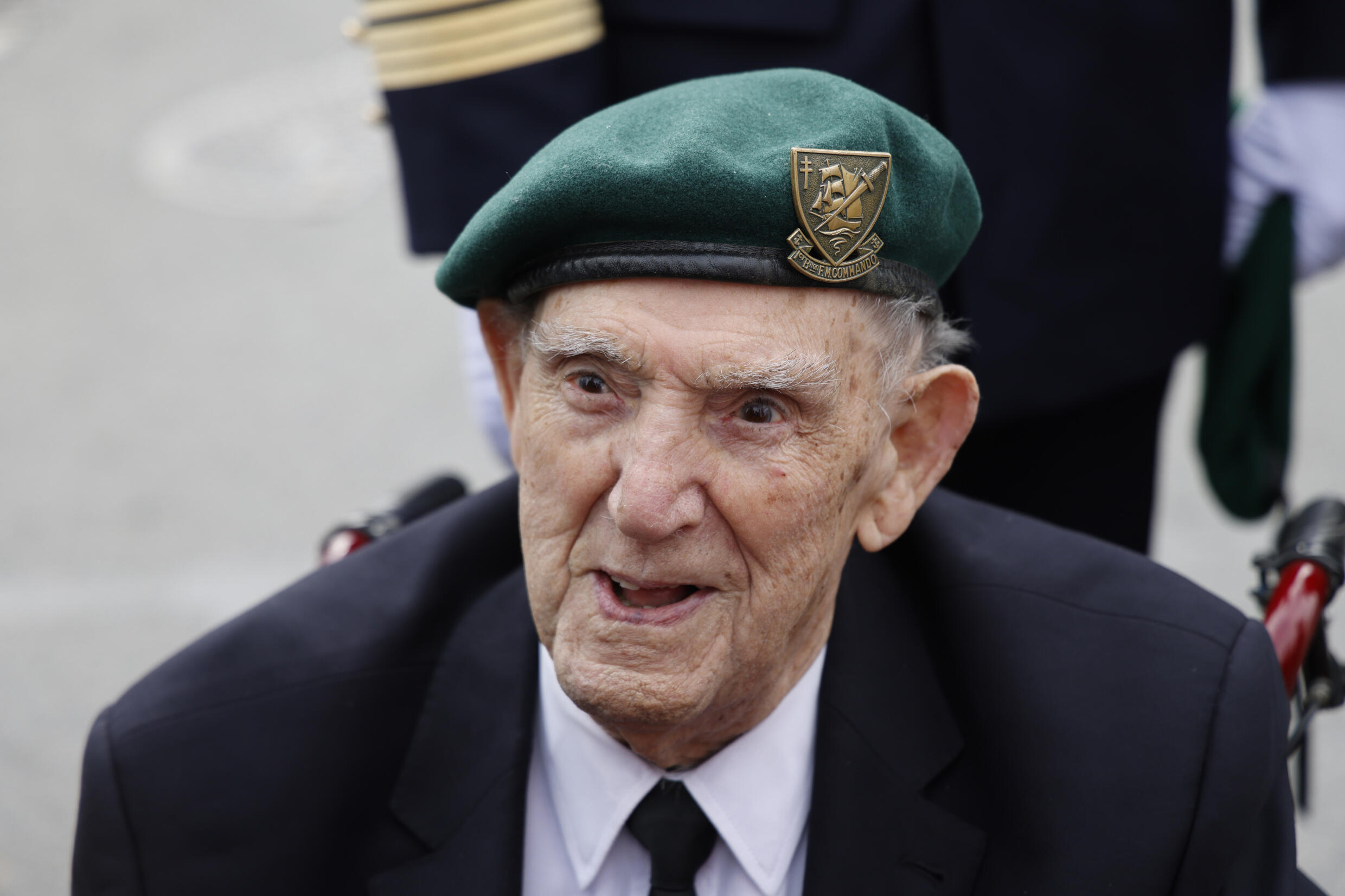 France's last surviving D-Day commando joins 79th anniversary ...