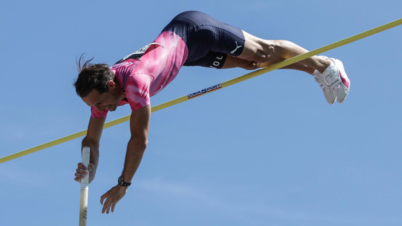 Cool Pole Vaulting