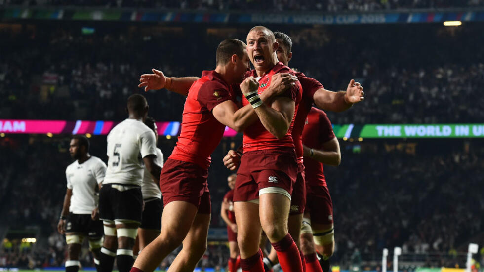 England defeat Fiji 35-11 in Rugby World Cup opener