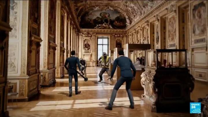 Paris Louvre heist: Video shows jewel thieves escaping - France 24