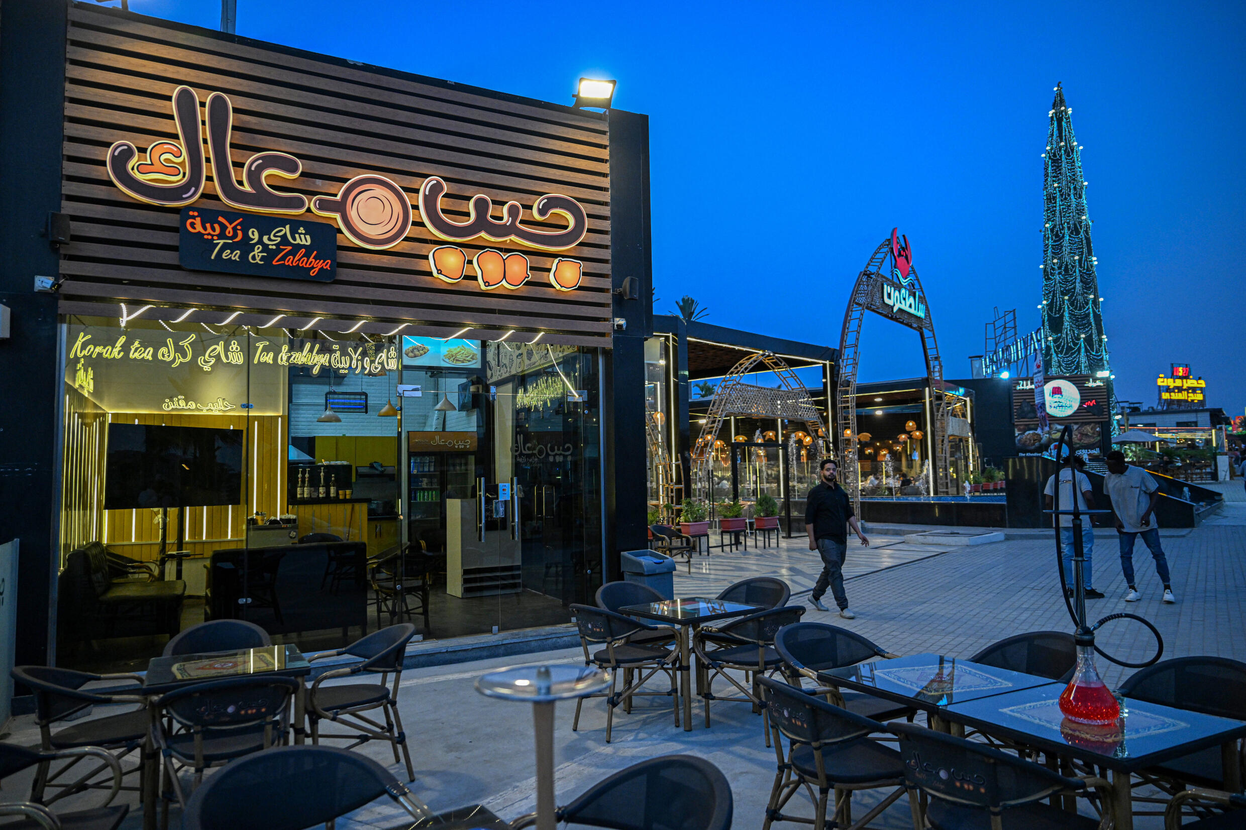 Egypt's Sudanese refugees using rich cuisine to build new lives