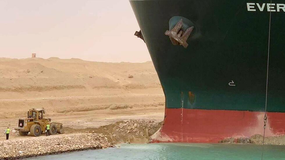 Egypt temporarily suspends navigation through Suez Canal blocked by ...