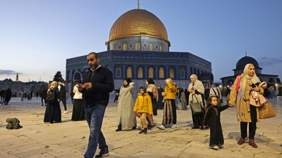 Muslim nations announce start of Ramadan in shadow of Gaza war