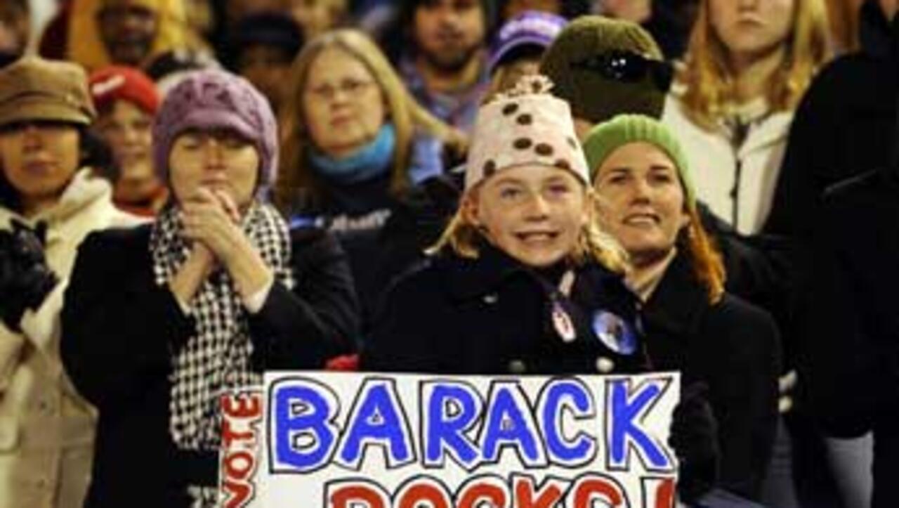 Young Americans vote for Obama