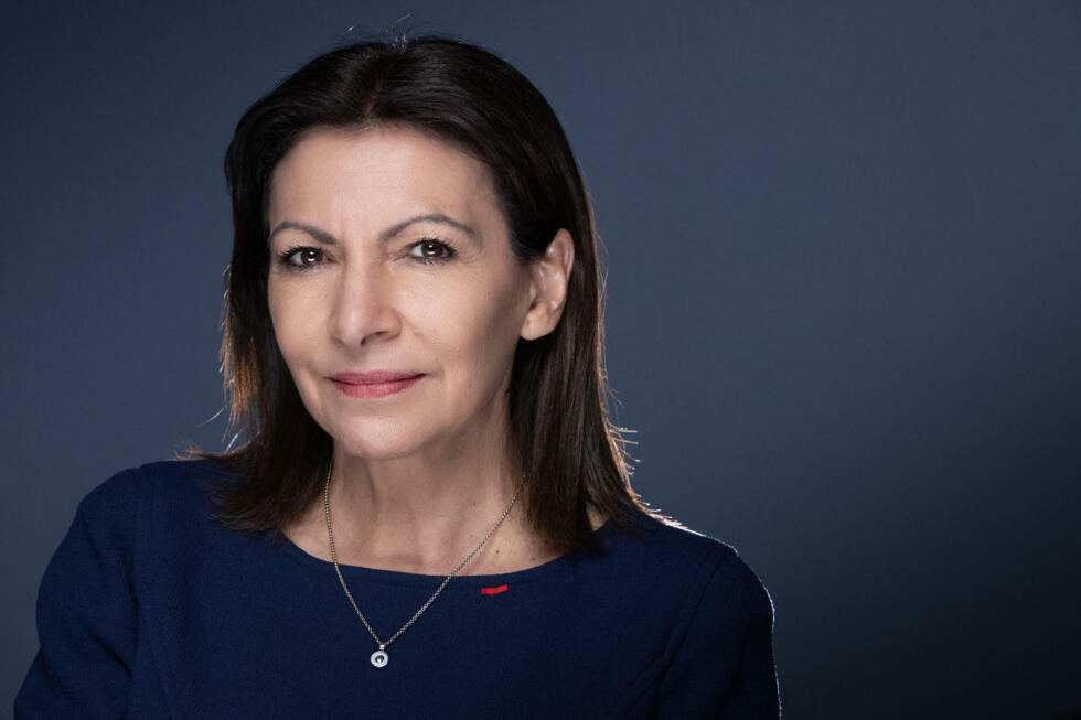 Struggling Socialist candidate insists 'in tune' with France