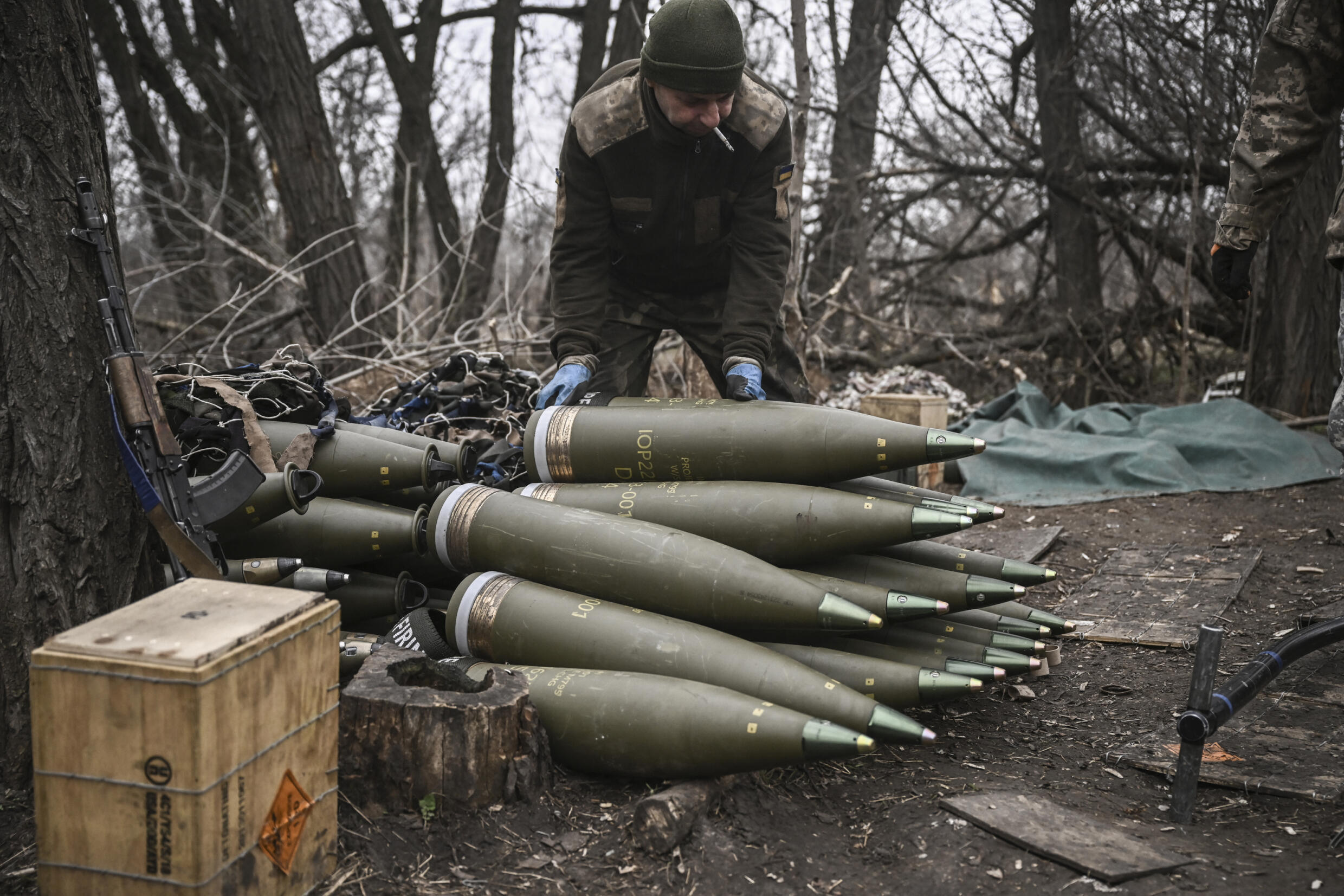Ukraine uncovers attempt to embezzle $40 million via bogus arms deal