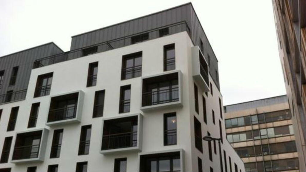 Low-income housing comes to luxury Paris neighbourhoods