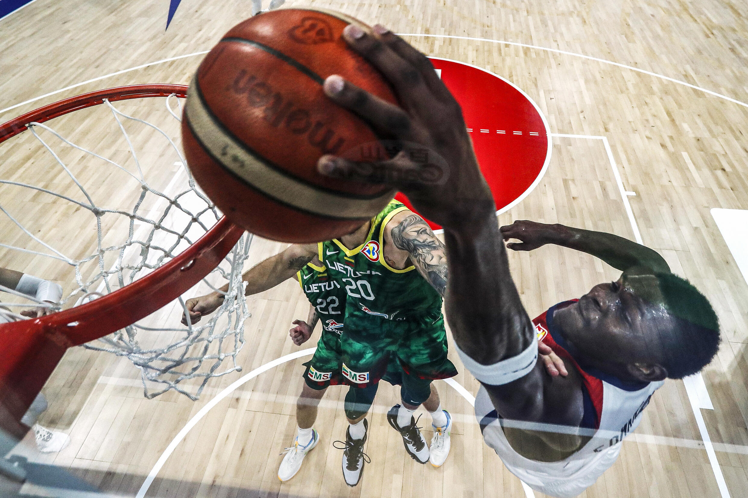 'Ant-Man' Edwards emerges as US superhero at Basketball World Cup