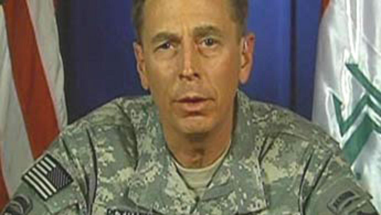 Petraeus takes over US Central Command post