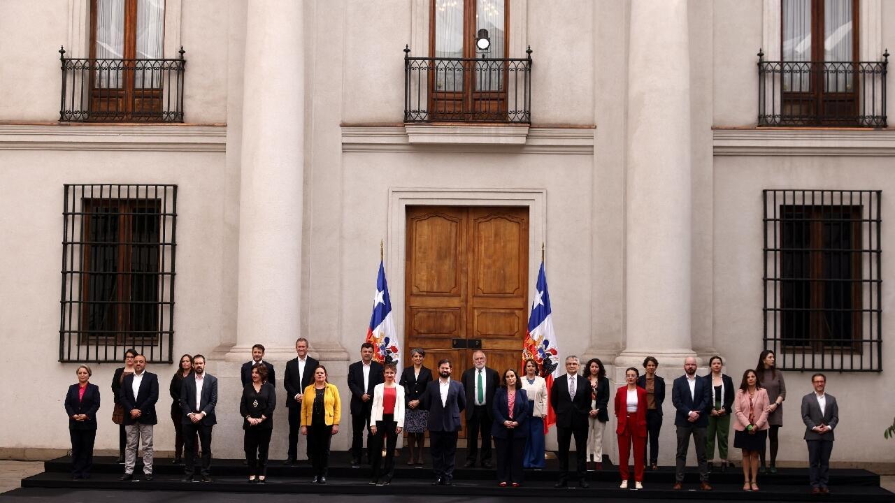 Chile: Boric renueva el núcleo político de su gobierno tras el duro ...