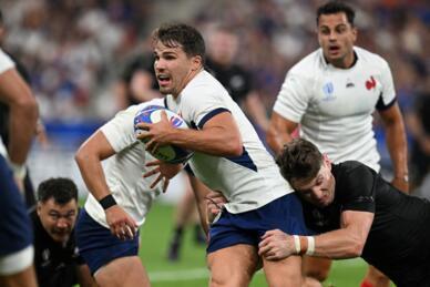 Rugby World Cup kicks off with French victory
