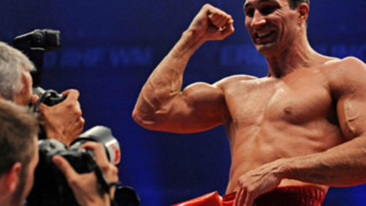 World champion Klitschko retains titles
