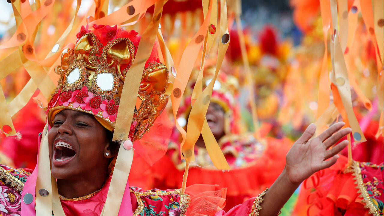 A ritmo de samba, en Río de Janeiro se toman las calles en el primer ...