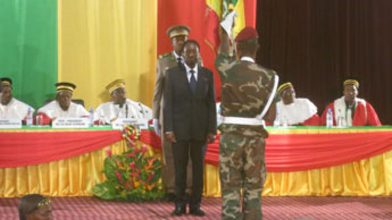 Crisis-hit Mali swears in transitional president