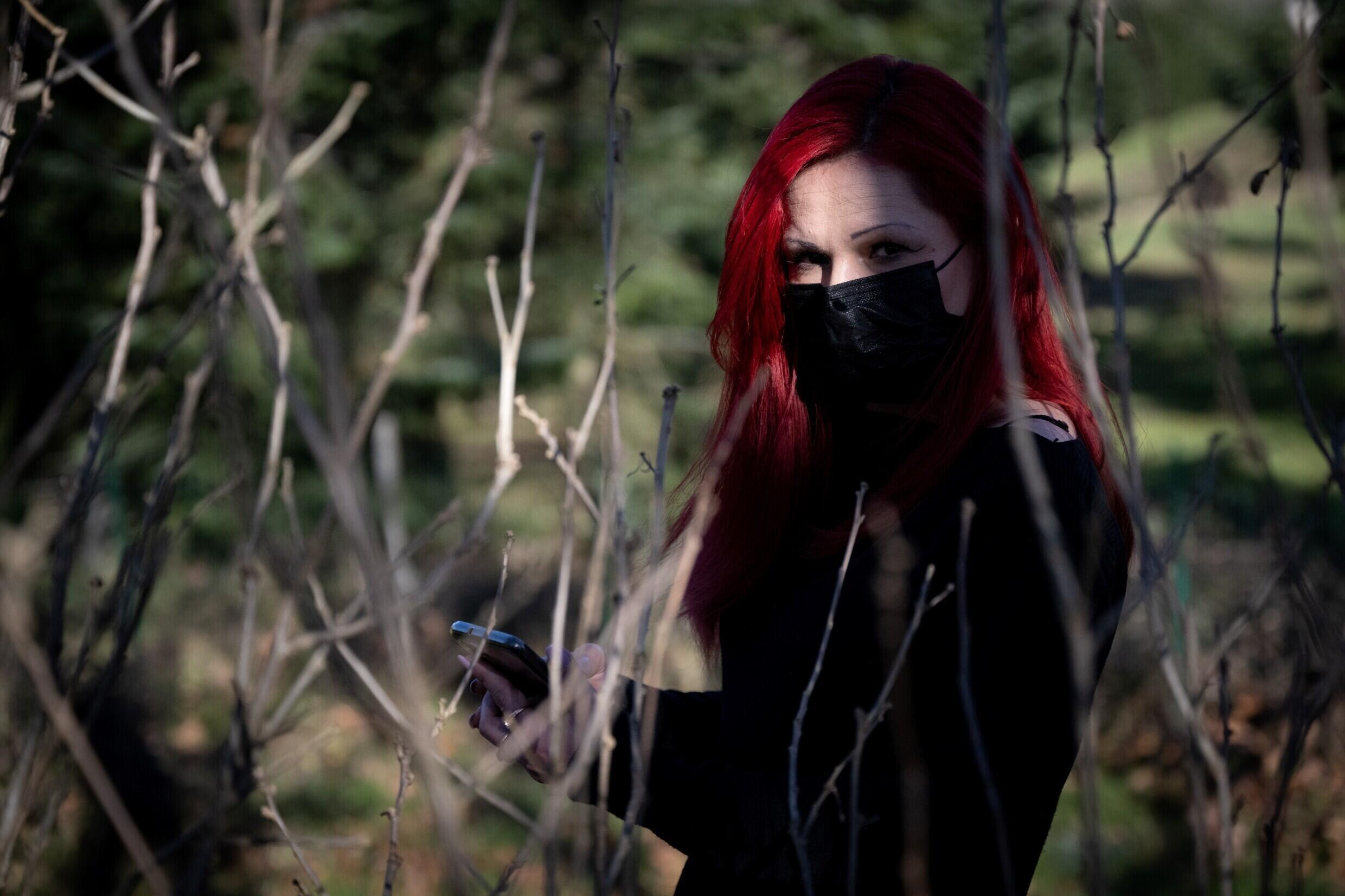 "Neila Moore", cyber-chasseuse de pédocriminels