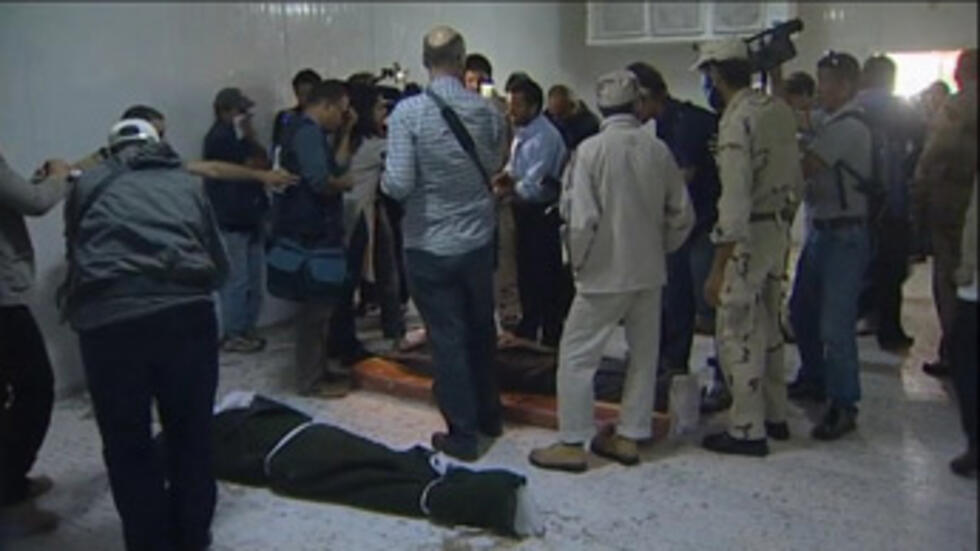 Gaddafi to be buried 'in secret desert location'