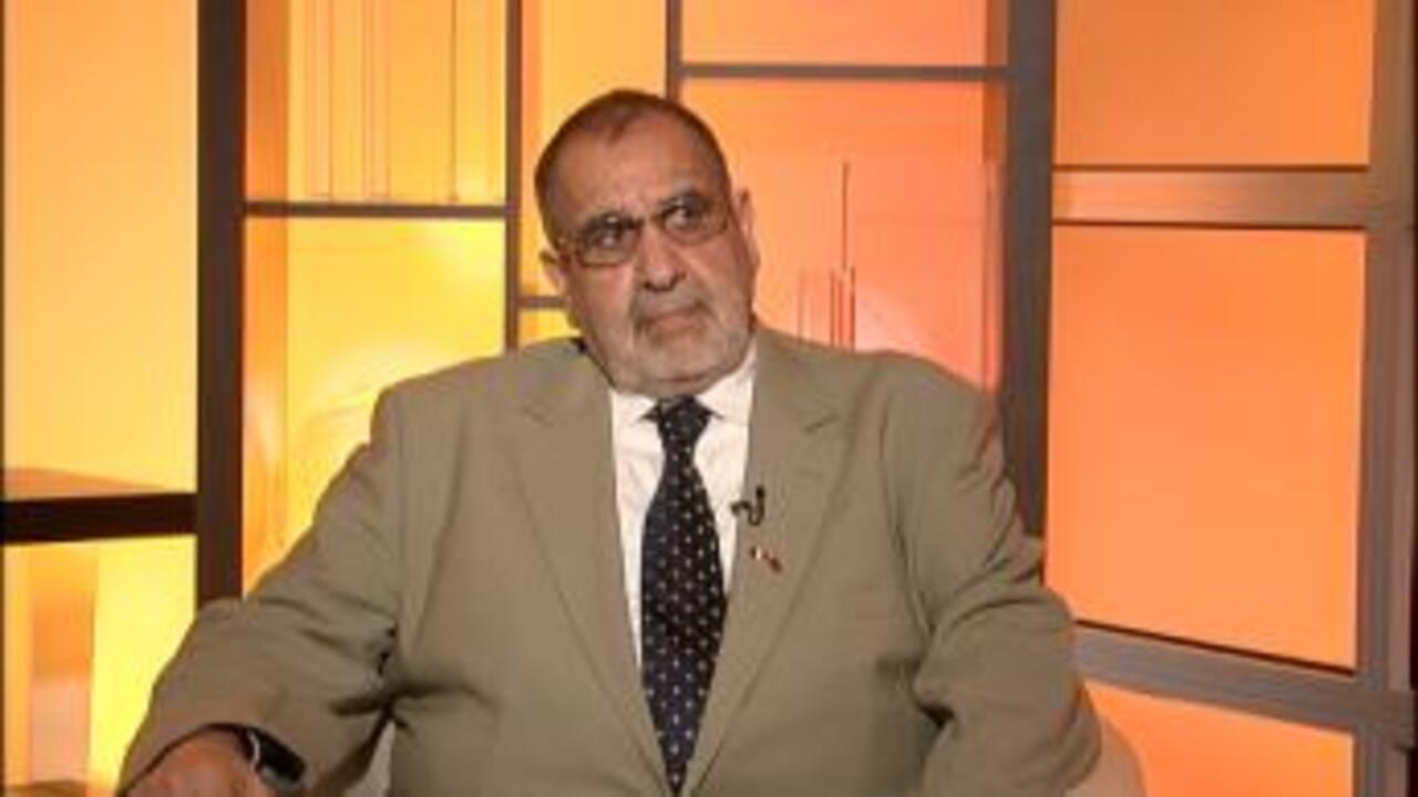 Mansour Saif Al-Nasr, représentant en France du Conseil National de ...