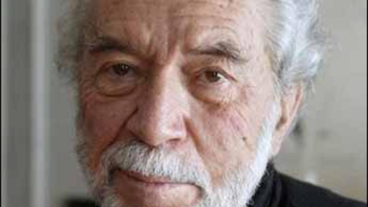 Robbe-Grillet dies at 85