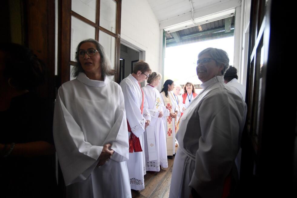Women priests secretly ordained in the shadow of the Vatican