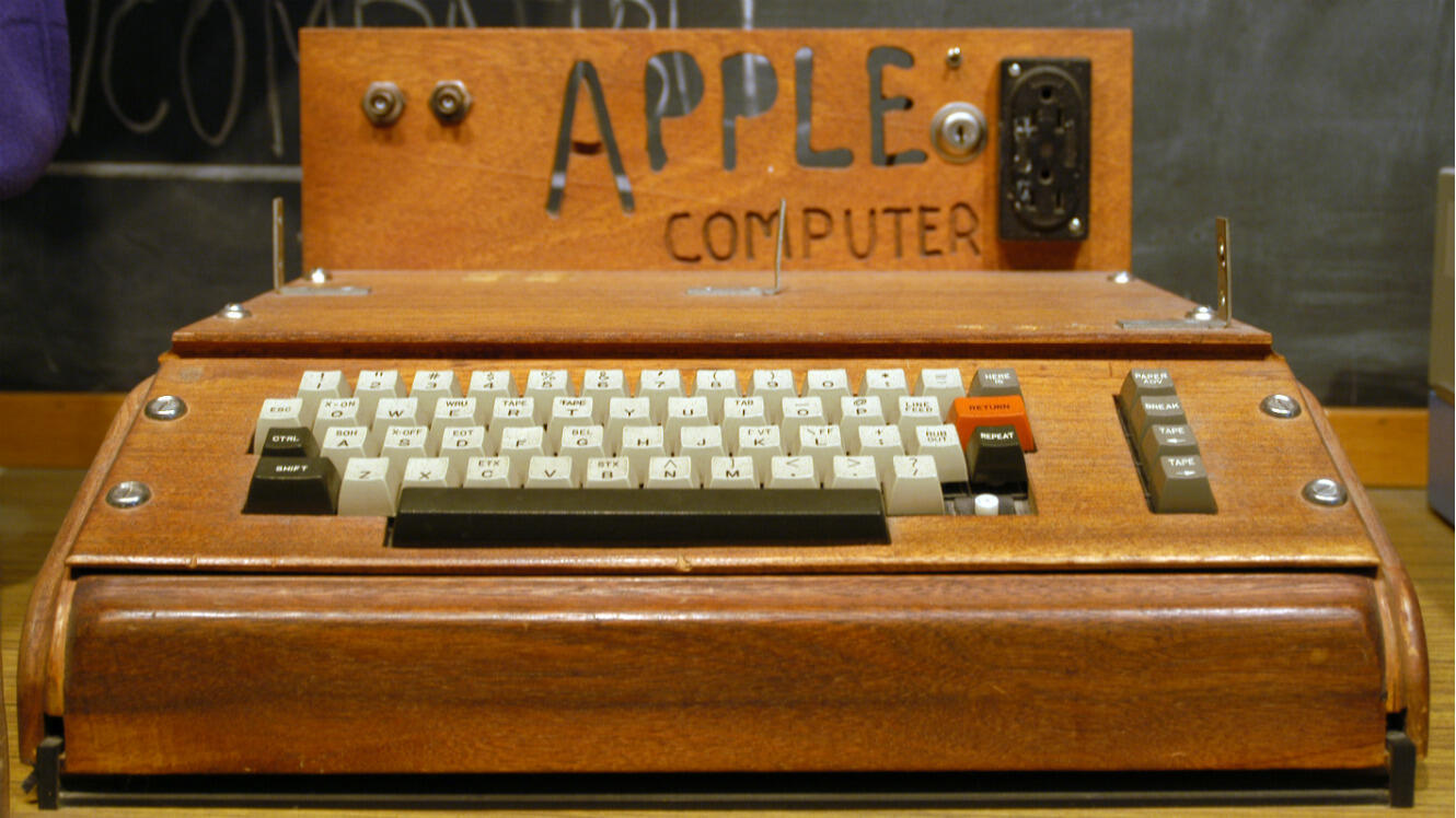 Il y a 40 ans voyait le jour le premier ordinateur d’Apple, l’étrange ...
