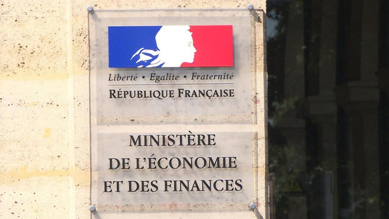 French government launches budget talks over growing deficit - Business
