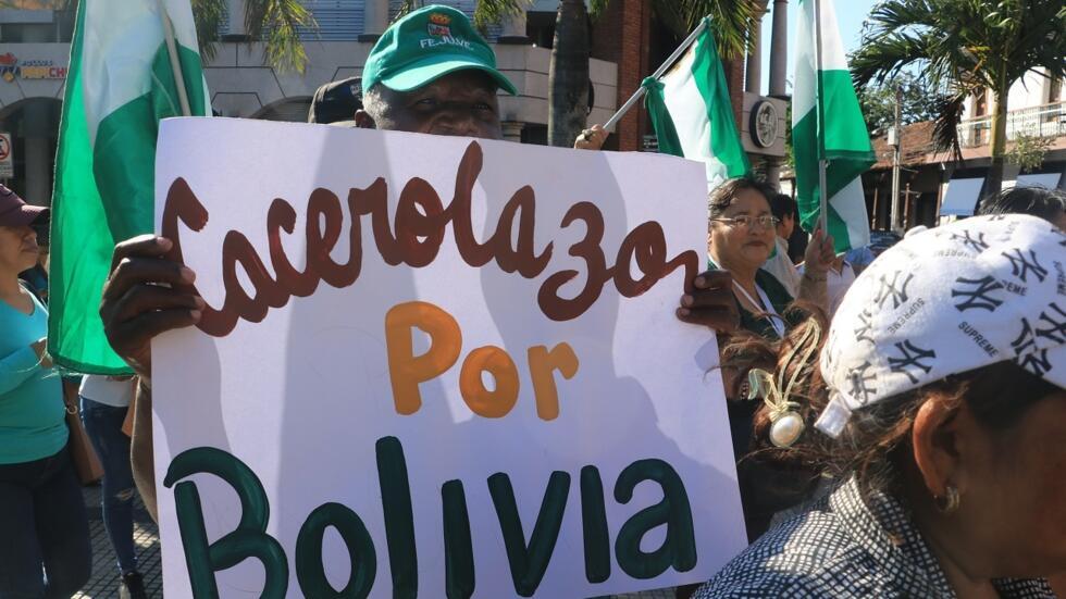 Escasez de dólares: uno de los problemas que aquejan a Bolivia, en ...