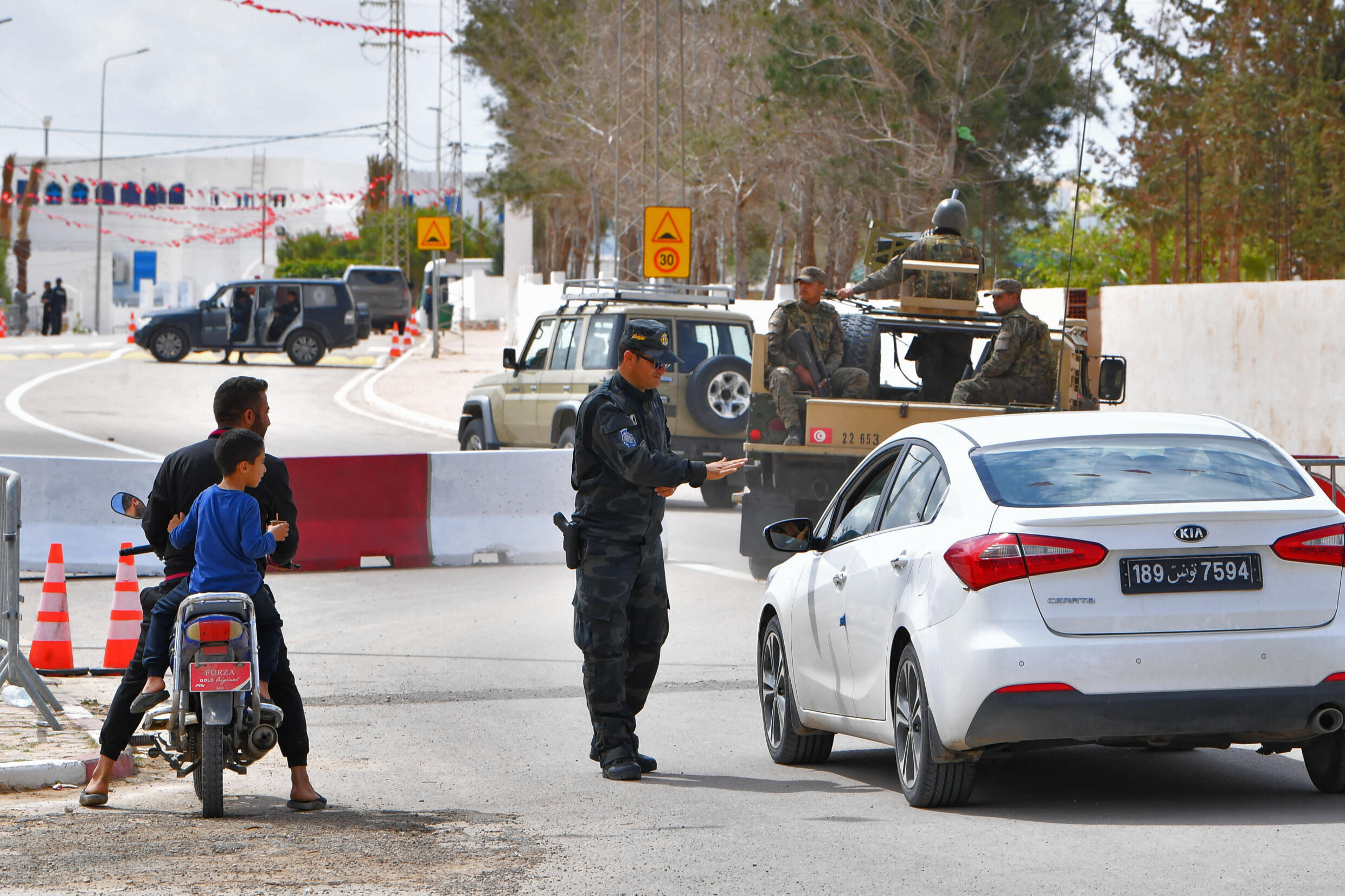 Tunisie : enquête sur la fusillade meurtrière à Djerba pendant un ...