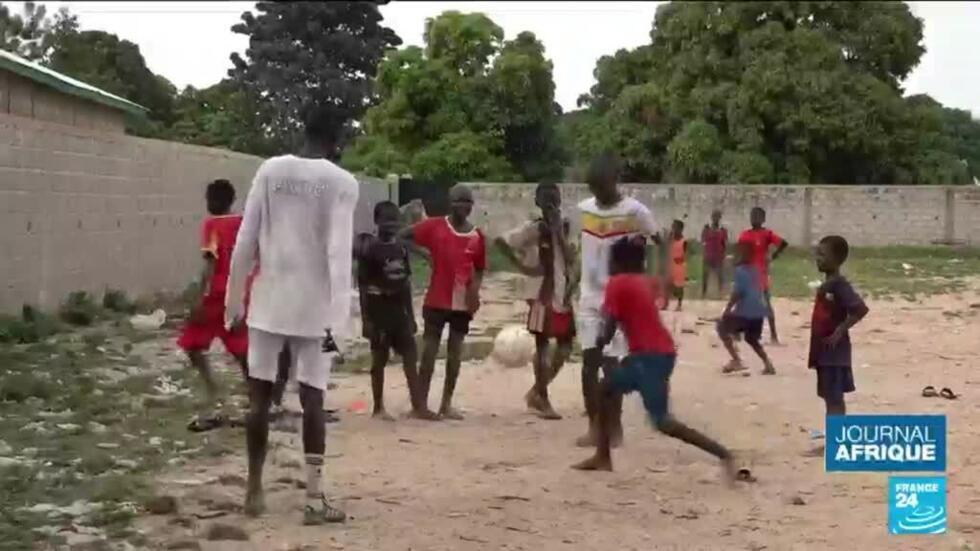 Sénégal : reportage à Bambali, le village natal de Sadio Mané - France 24