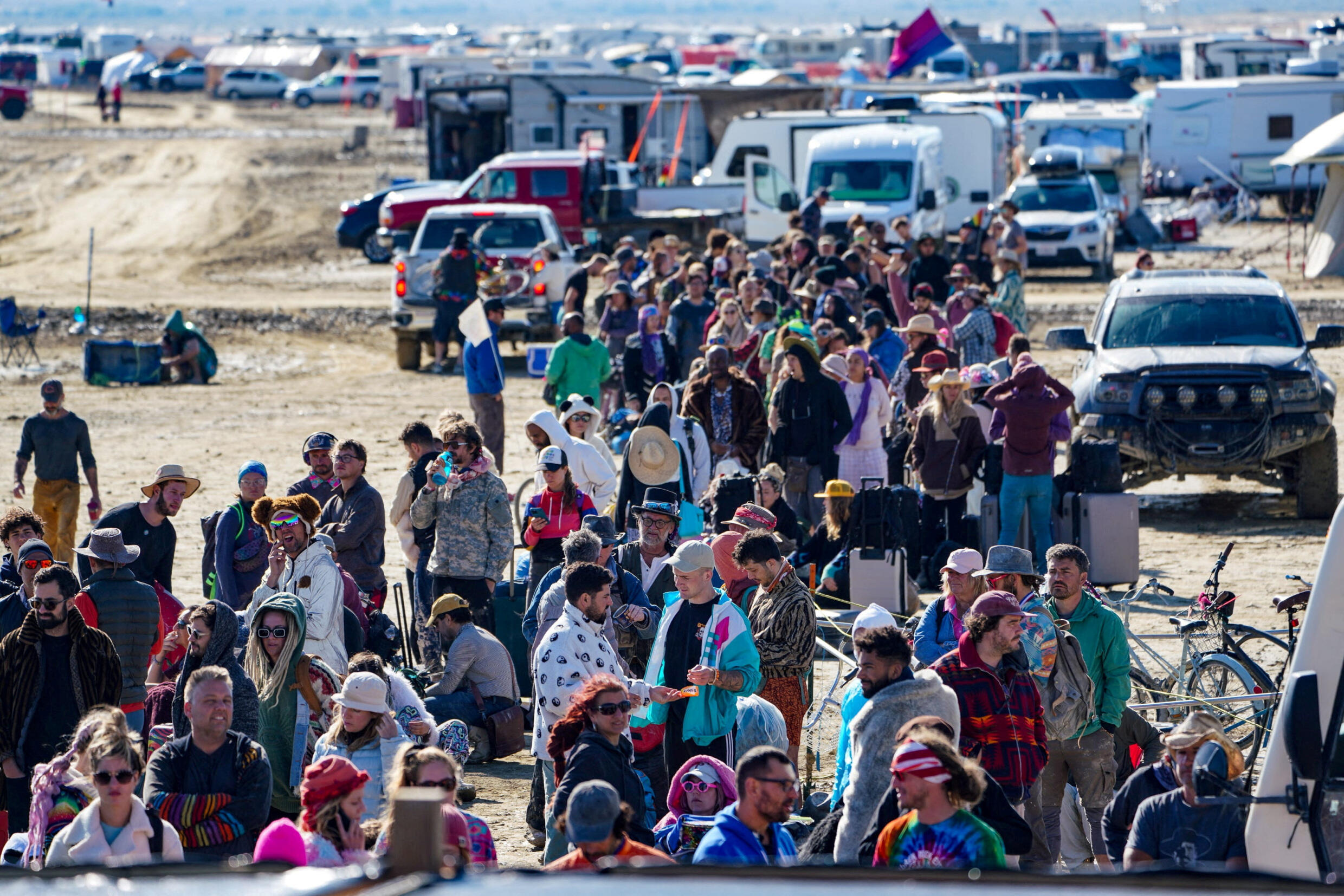 Burning Man exodus begins after flooding leaves thousands stranded in ...