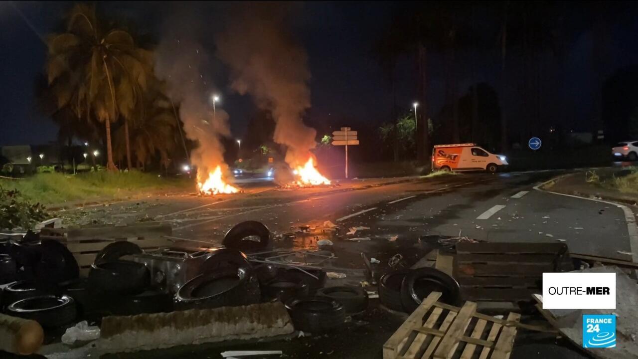 Mobilisation, couvre-feu... les tensions persistent en Martinique ...