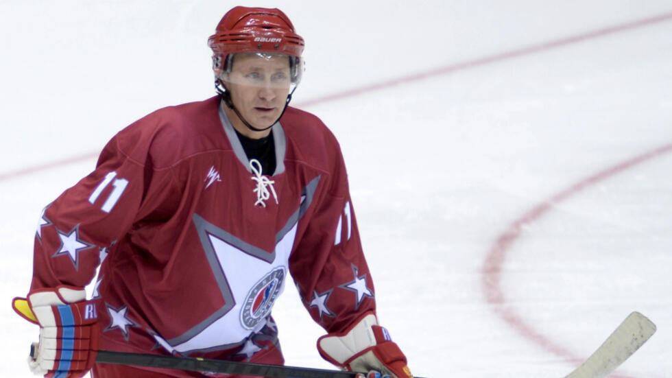 Sotchi : le hockey sur glace, l'obsession de Vladimir Poutine
