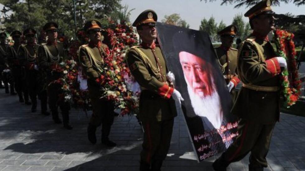 Pakistani behind peace envoy's murder, Karzai says