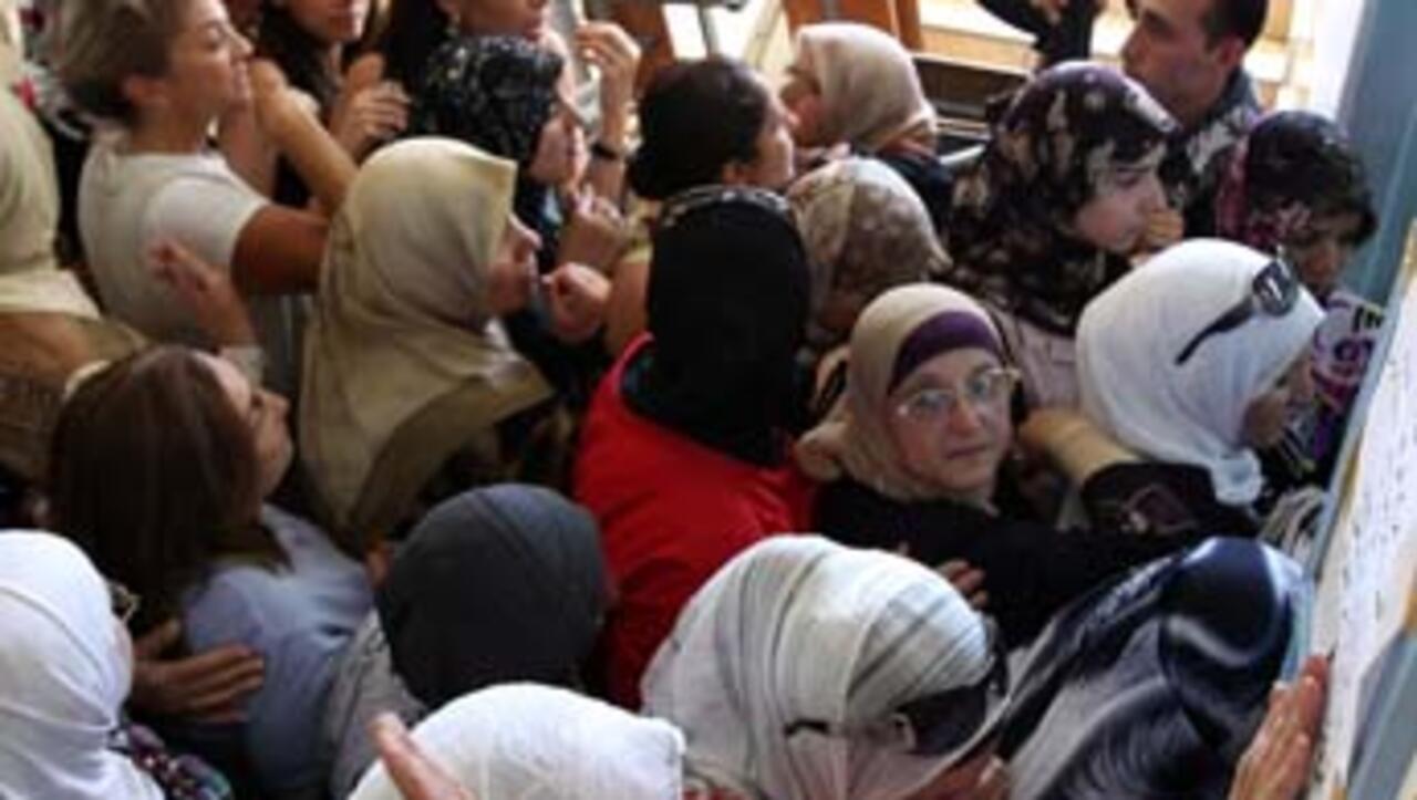 Voter turnout reaches 'unheard of' level, says interior minister