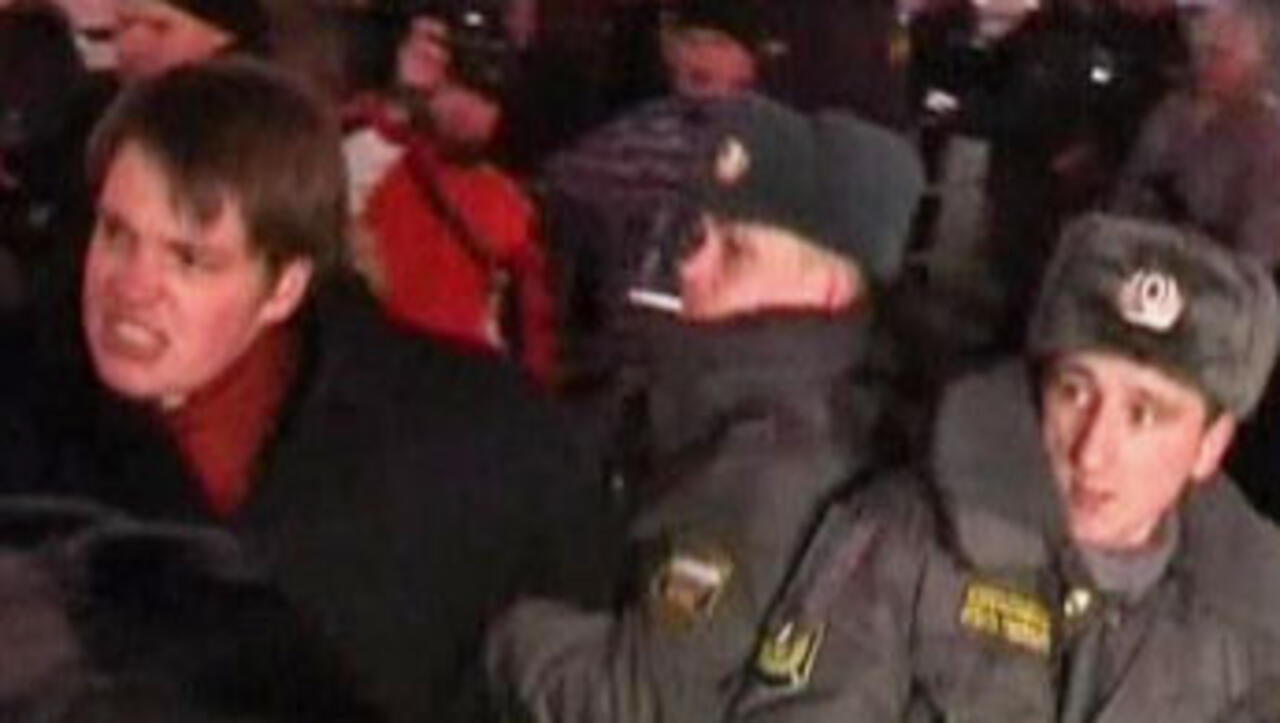 Scores arrested at opposition rally to support free assembly