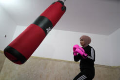 Iraqi women boxers aim sucker punch at gender taboos