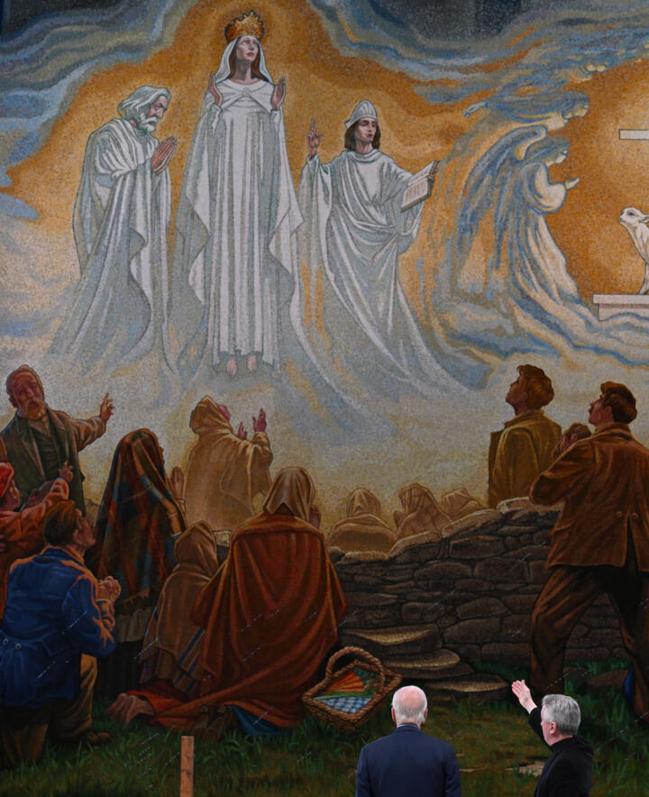 Tearful Biden ends Ireland trip with nod at re-election