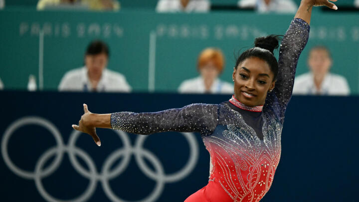 Biles wins silver in final Olympics competition after beam fall - France 24