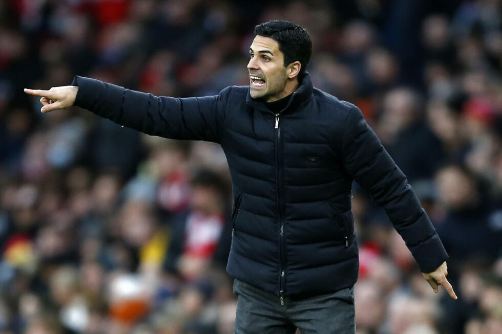Arsenal boss Arteta glad to see Jimenez back after skull fracture