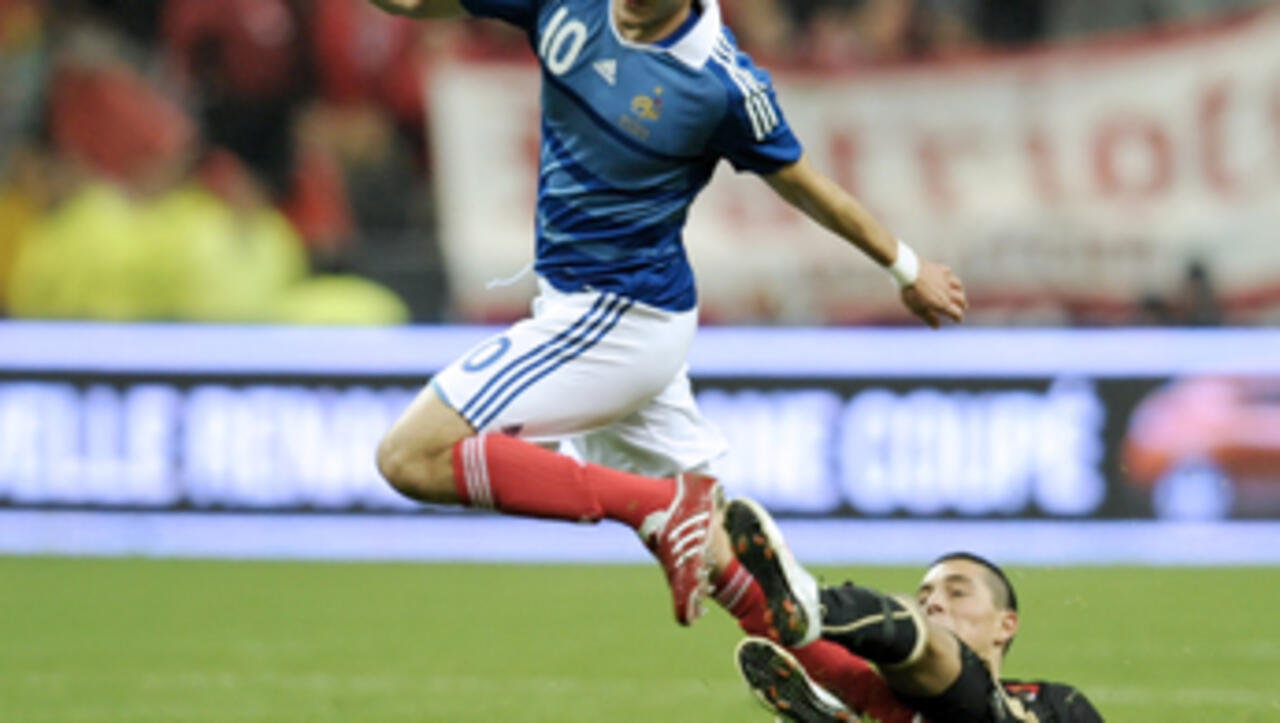 French coach unveils new 22-man squad