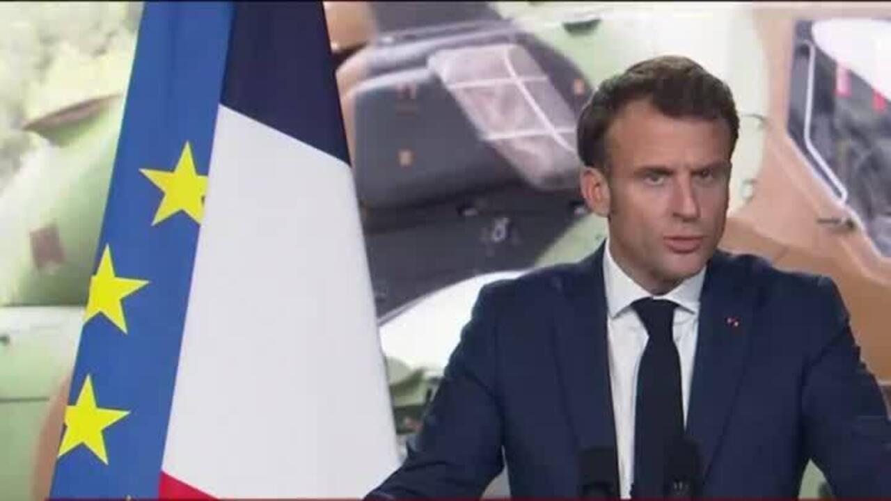 REPLAY - Emmanuel Macron présente les grandes lignes stratégiques de ...