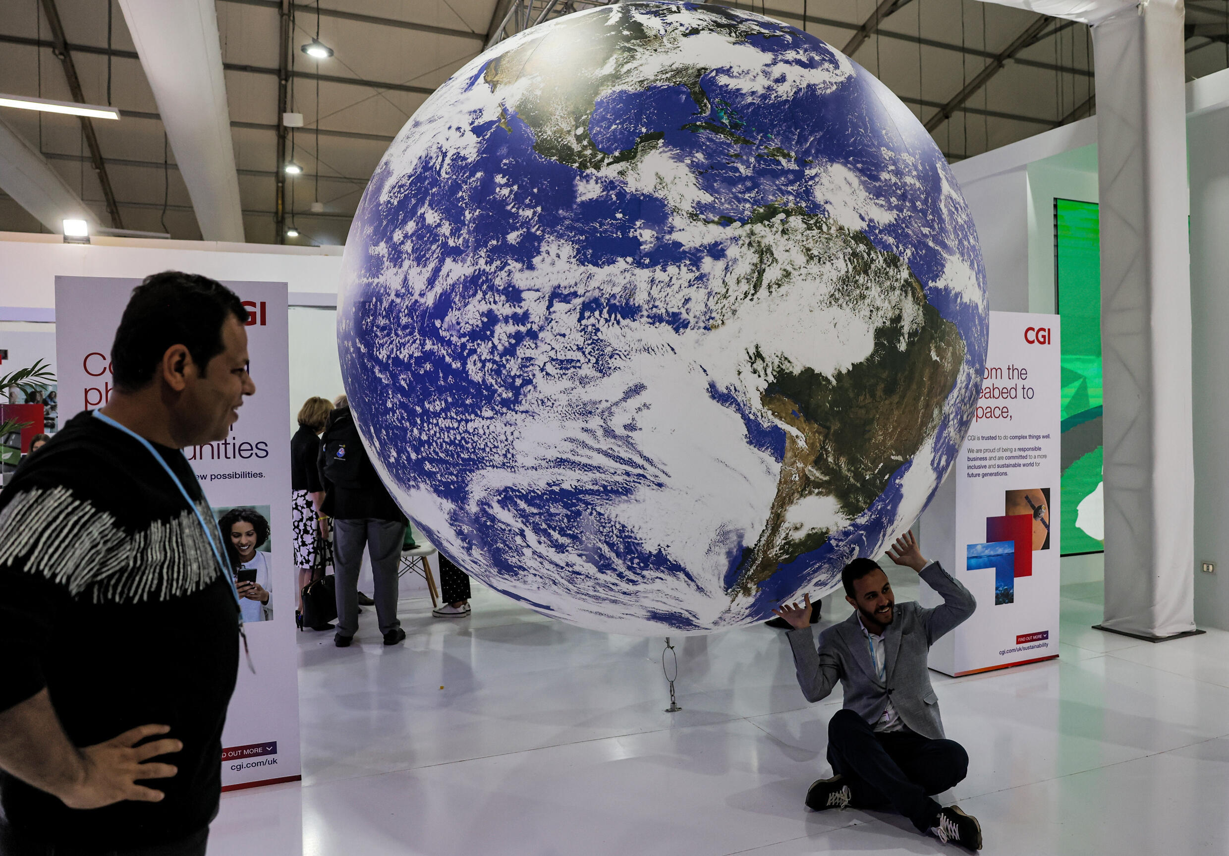 At COP27 climate talks, US midterms make waves