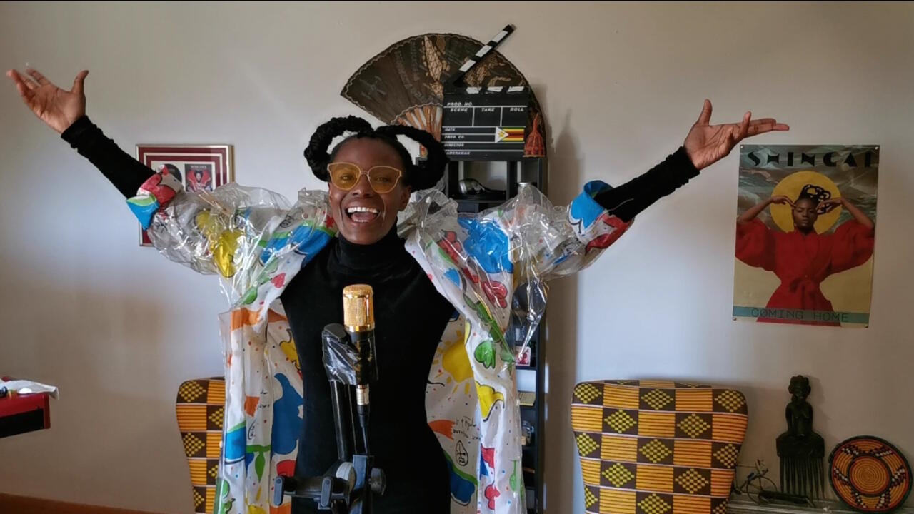 Free afro hair! The message from British singer-songwriter Shingai ...