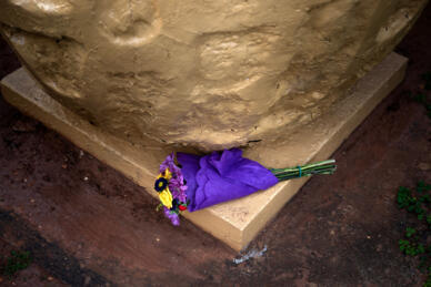 For RV community, giant Carter peanut statue a beacon for home