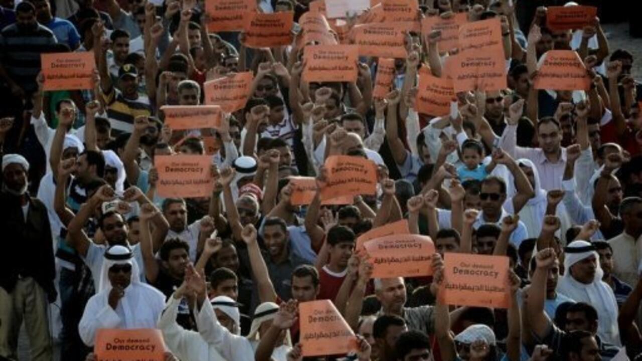 Bahrain security, protesters clash ahead of Grand Prix