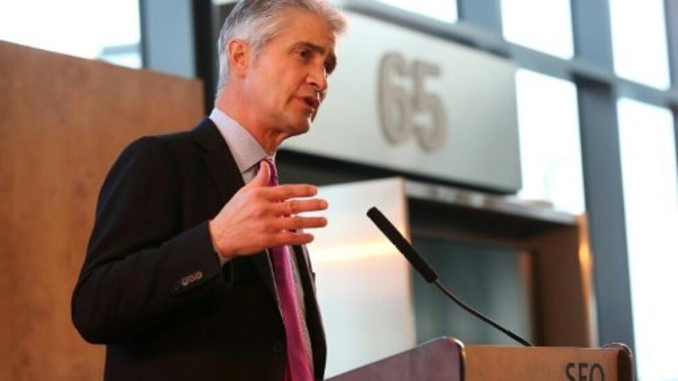 United Airlines CEO replaced amid federal investigation