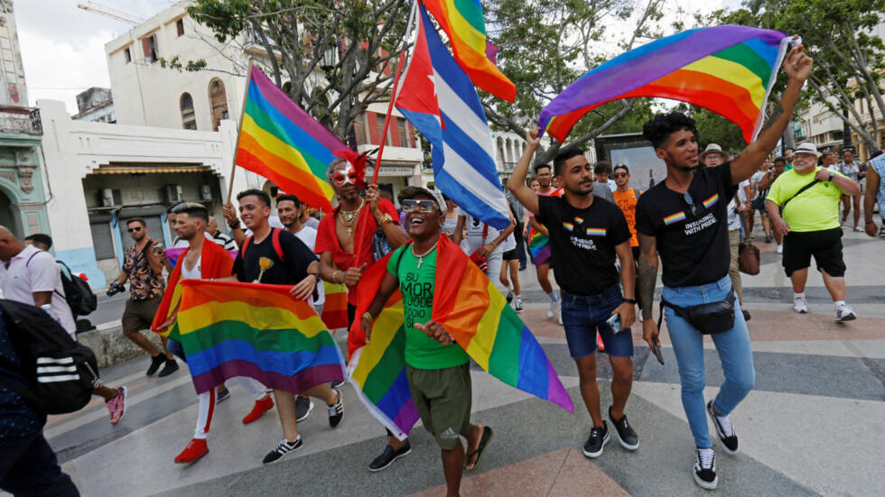Cuban LGBT activists hold pride parade in open defiance of government