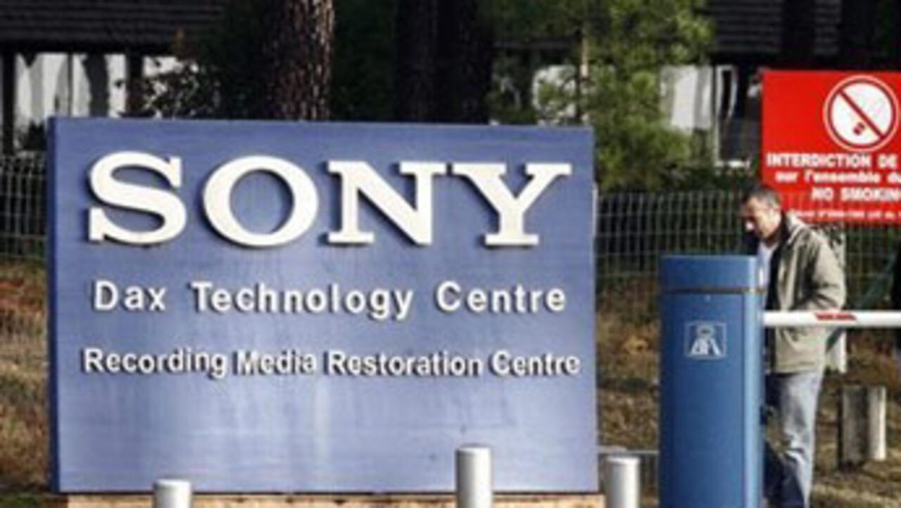 Le PDG de Sony toujours retenu par des salariés - France 24