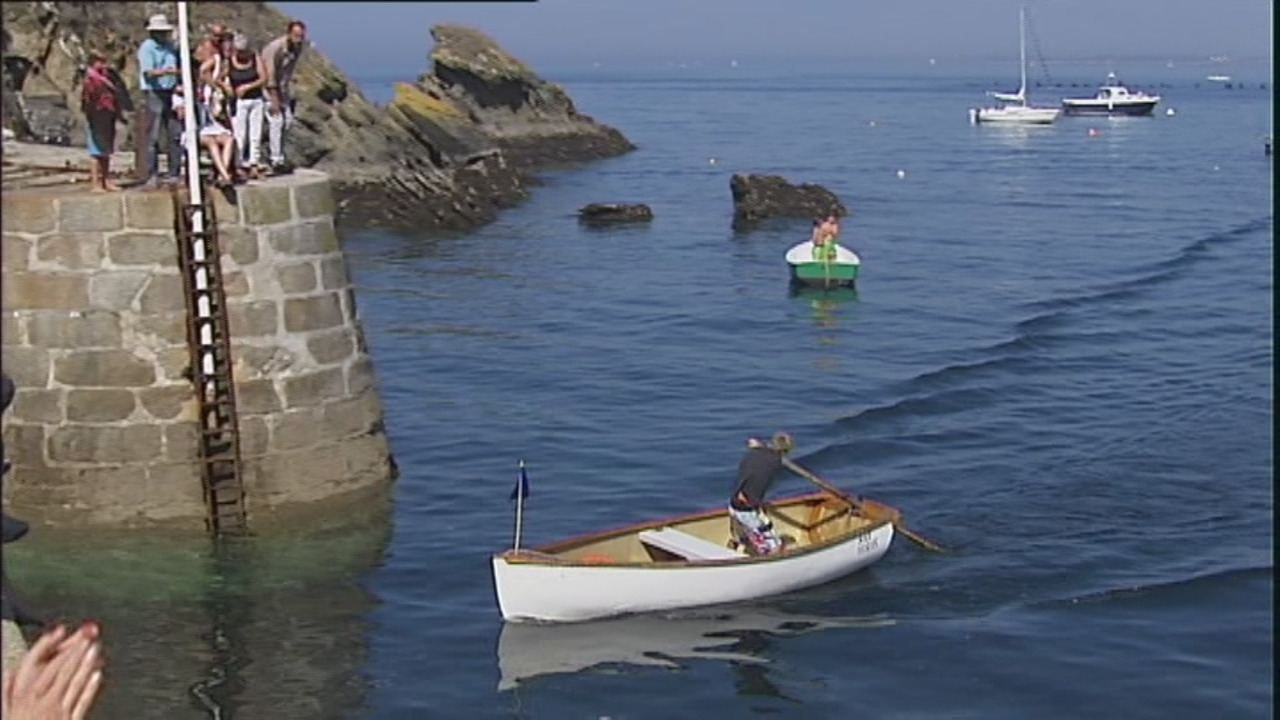 The French island of Groix, land of stern sculling - You are here